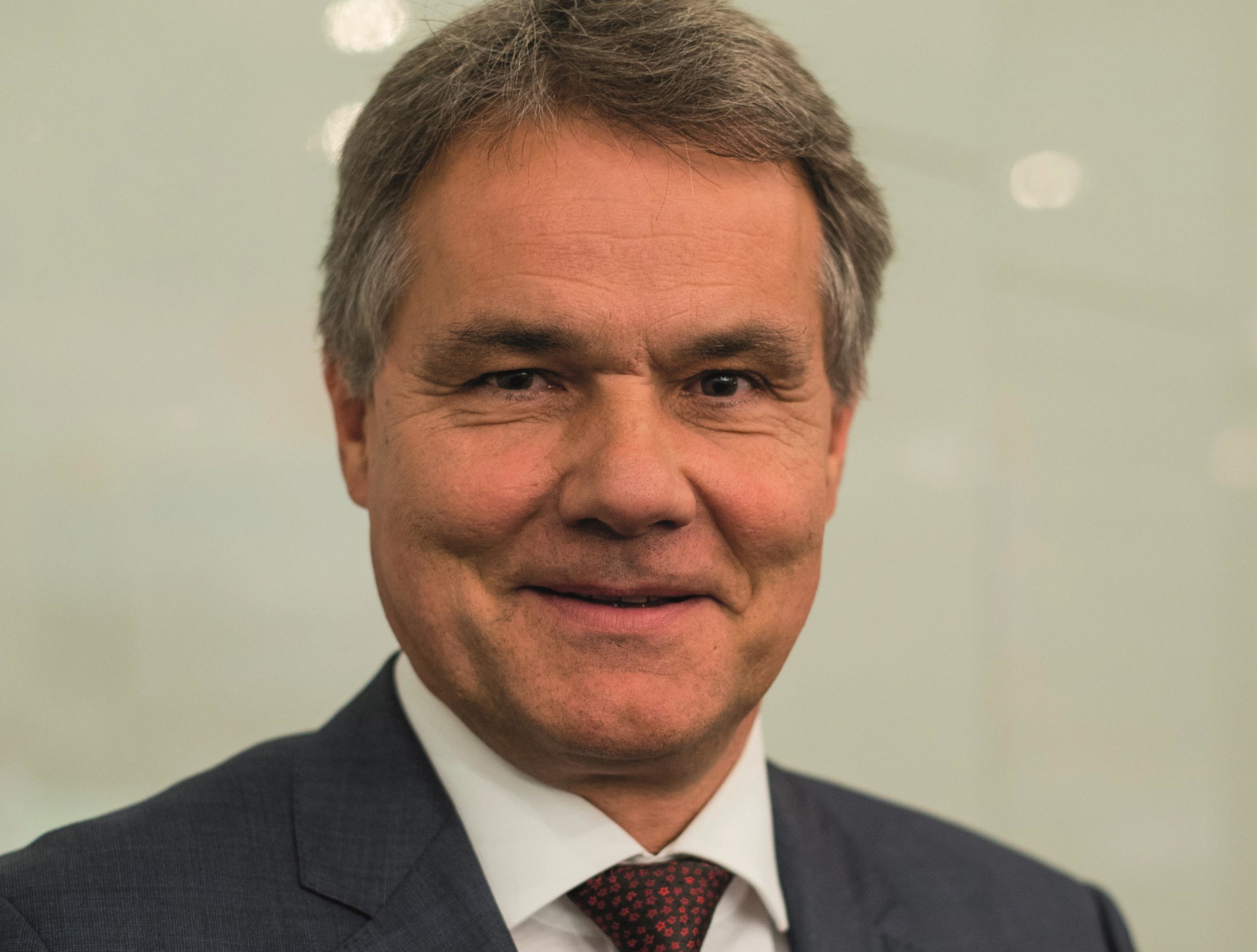 'If you fight technology, you will lose' — pharmacists debate ditching ...