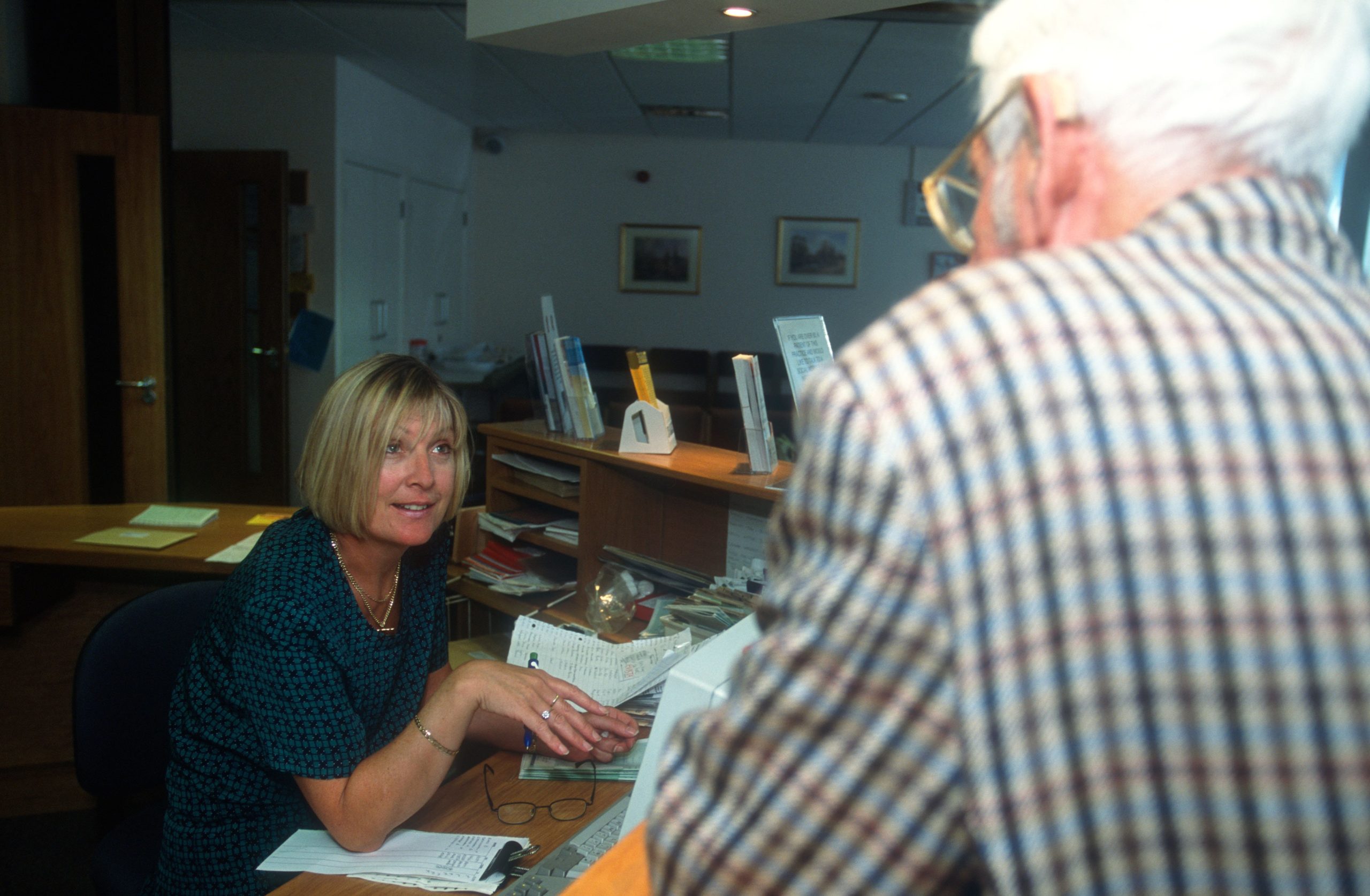 GP receptionists to electronically book patients for community pharmacy ...