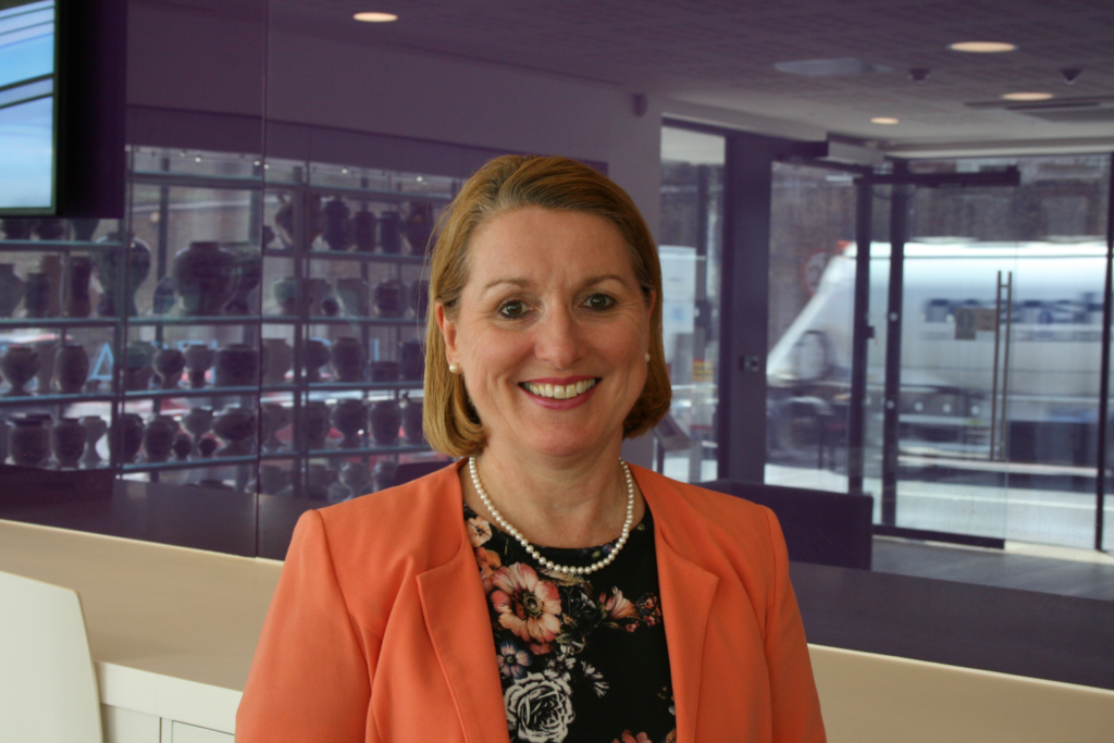 Pharmacists should be enabled to make therapeutic switches before ...