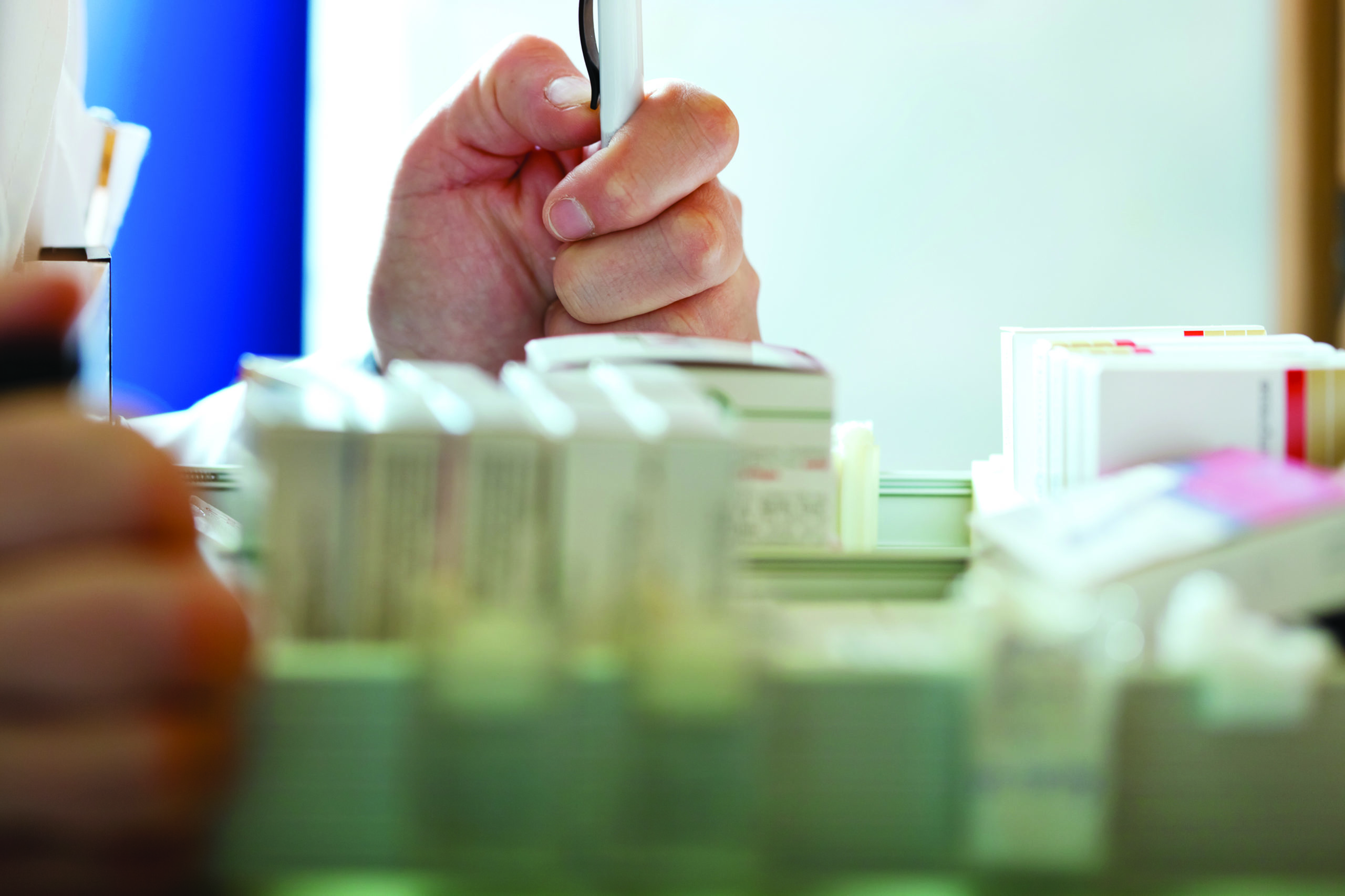 Community pharmacists should be able to substitute cheaper drugs, says ...