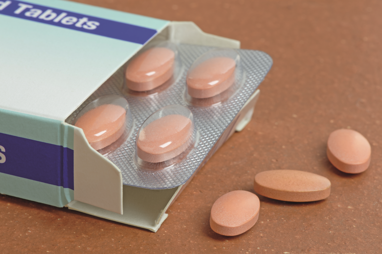 Stopping statins in older patients increases risk of cardiovascular ...