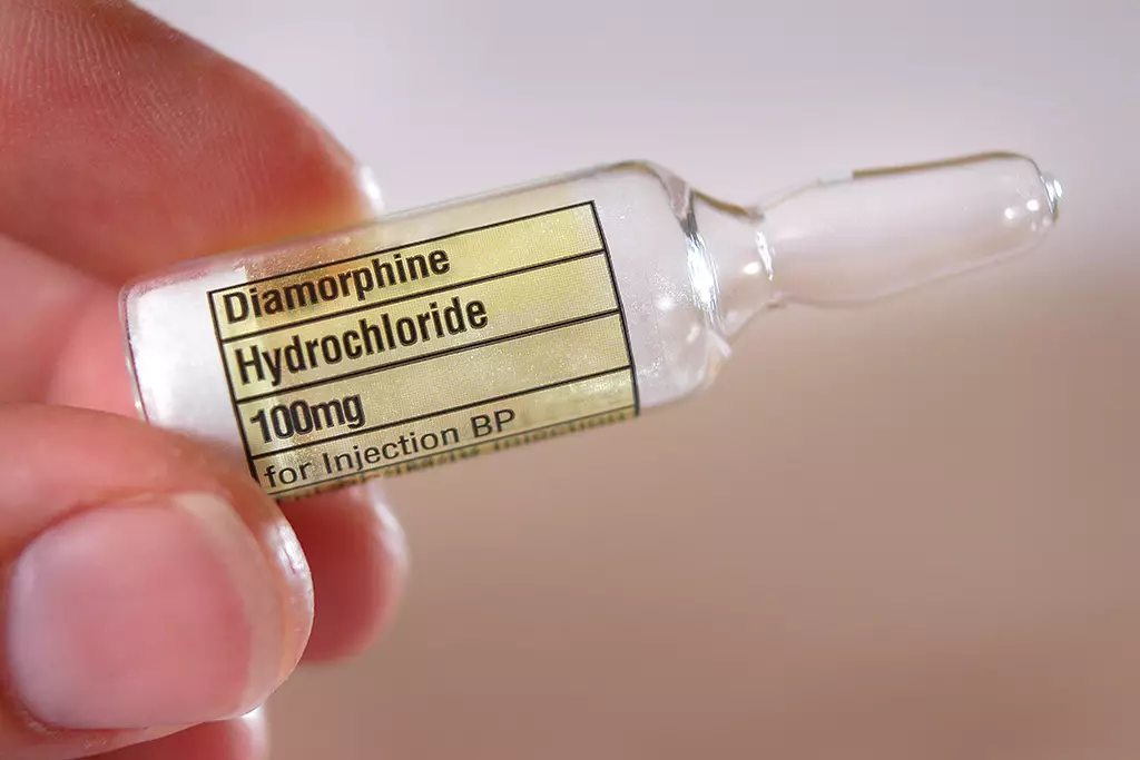 Diamorphine shortage causing former heroin users to relapse for first ...