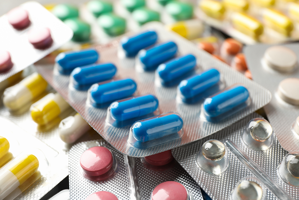 NHS drug costs in England see biggest rise for five years to almost £ ...