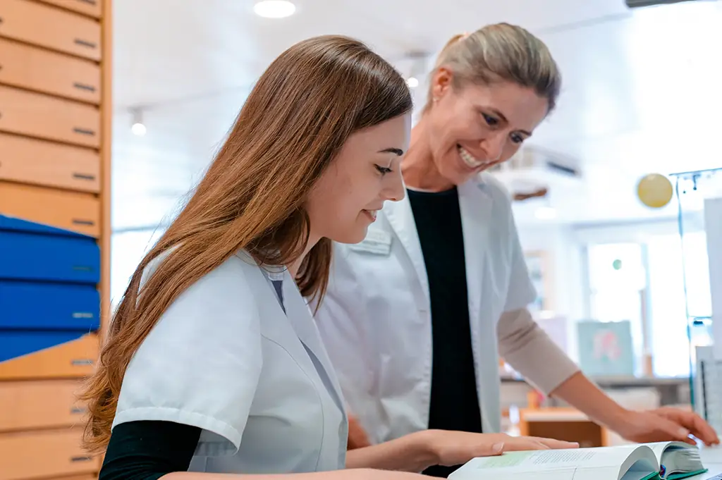 Foundation trainees to train in limited clinical areas for independent prescribing - The ...