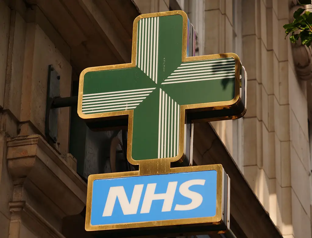 Approval of new NHS drugs results in population health ‘trade-offs ...