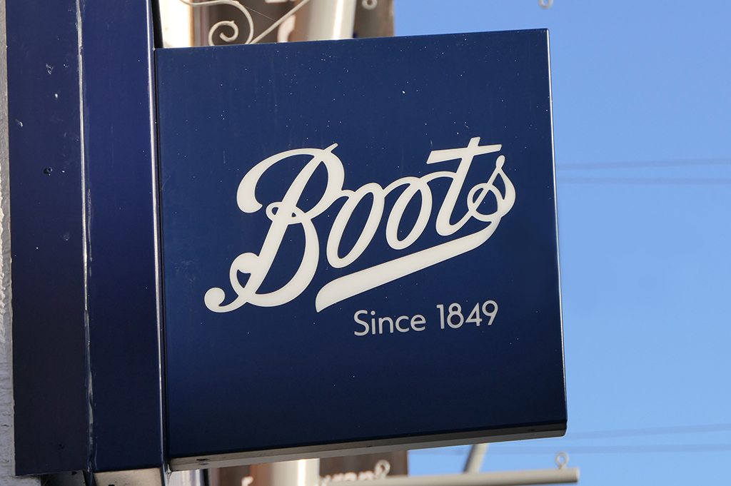 Boots pharmacists agree to a 4% pay rise - The Pharmaceutical Journal