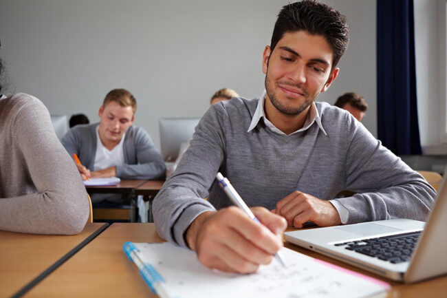 Students from 24 out of 28 pharmacy schools applied for a bursary in ...