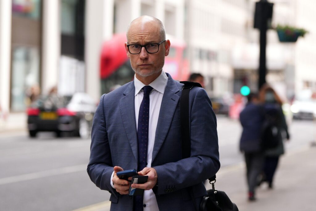Pharmacy minister praises ‘strategic thinking’ on community pharmacy ...